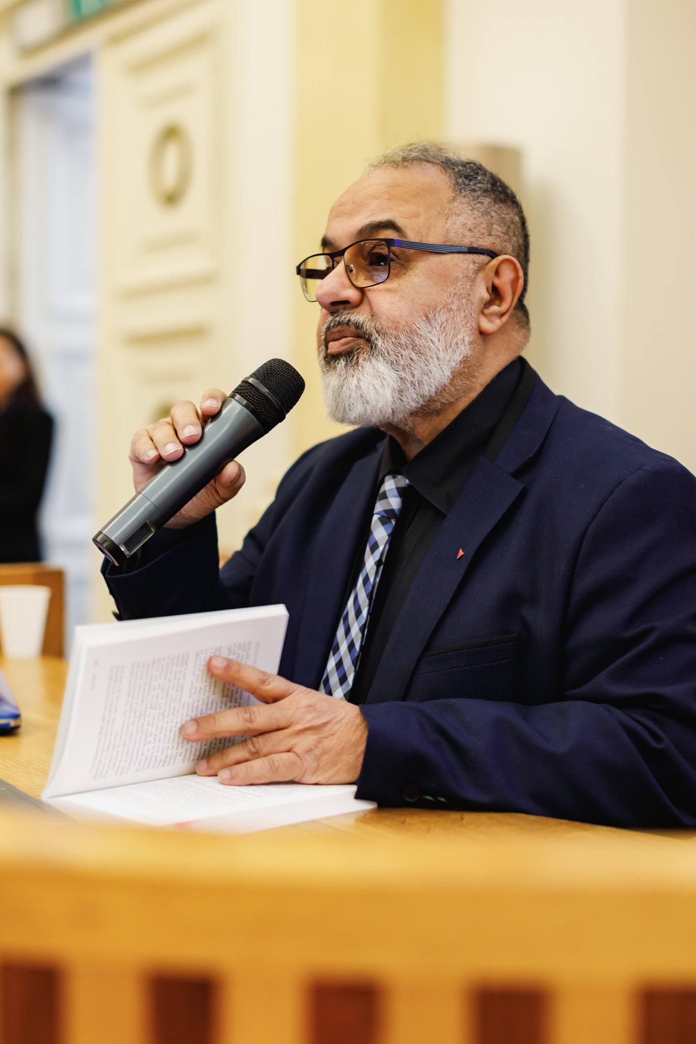 Hassan Jarfi et son combat contre l’homophobie: « Je sais que je ne ...